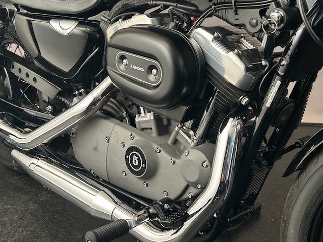 Harley-Davidson - 2010 XL 1200 N Nightster